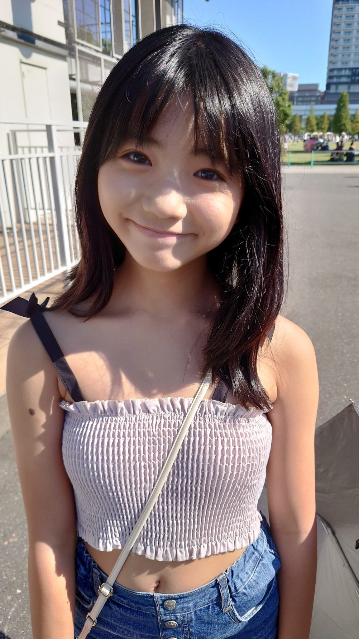 【画像】ロリコンはこういうJCが好きらしい・・・