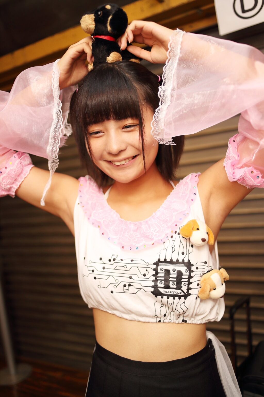 【画像】女子中学生「アタシの腋でシコシコしてぇ～ん♥」ﾊﾟｼｬ