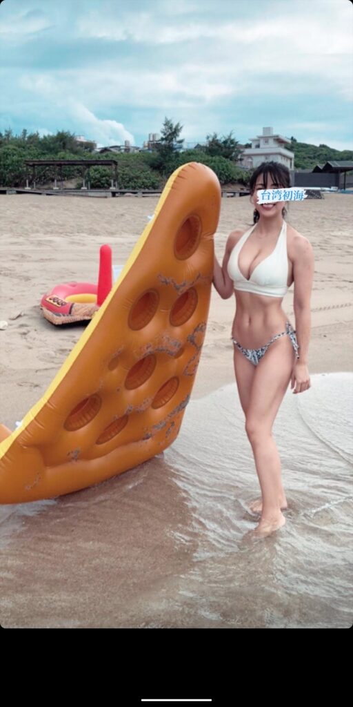 【画像】現役JDのお〇ぱい、凄すぎるwwwwwwwww