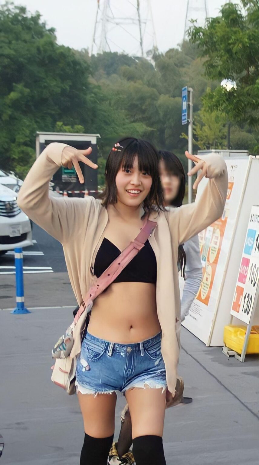 【画像】JS高学年のニーソ、ドスケベすぎるwwwwwww