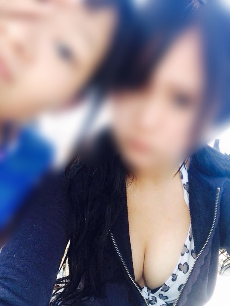 【画像】最近のJC(14)さん、おっぱいを平気でSNSに晒してしまうwwwwwwww