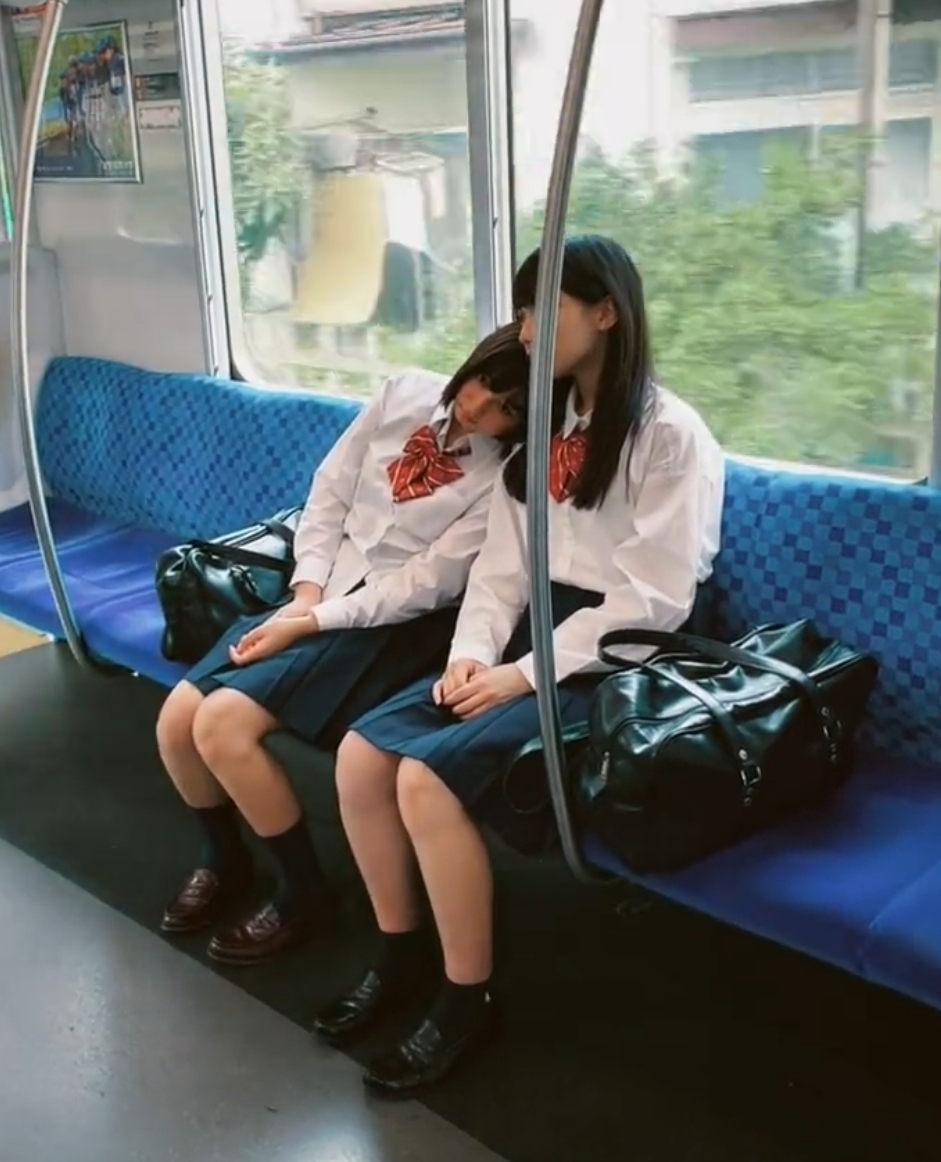 【動画】こういう「あっふ～ん、ほ～ん」ってなるJKコンビwwwwwwwwww